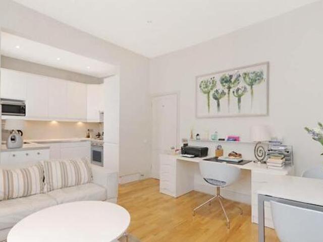 2 Bedroom Apartment For Rent In London