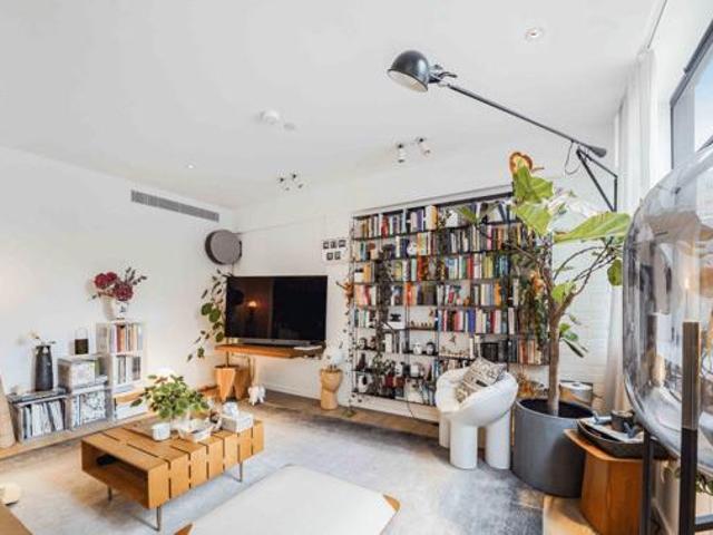 2 Bedroom Apartment For Rent In London