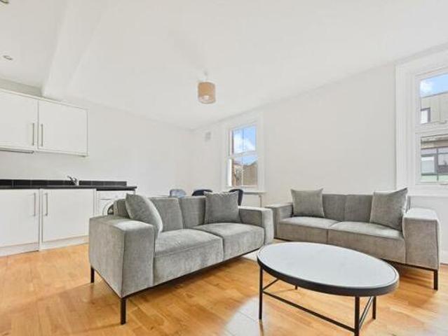 2 Bedroom Apartment For Rent In London