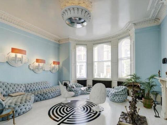2 Bedroom Apartment For Rent In London