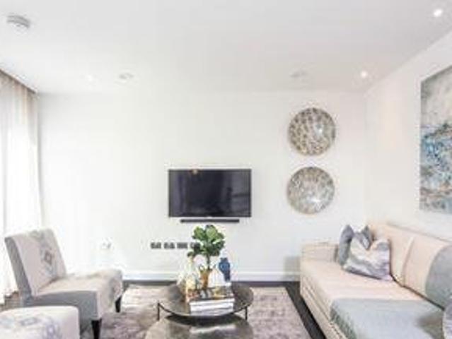 2 Bedroom Apartment For Rent In London