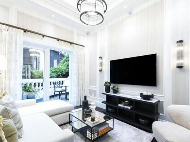2 Bedroom Apartment For Rent In London