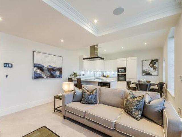 2 Bedroom Apartment For Rent In London