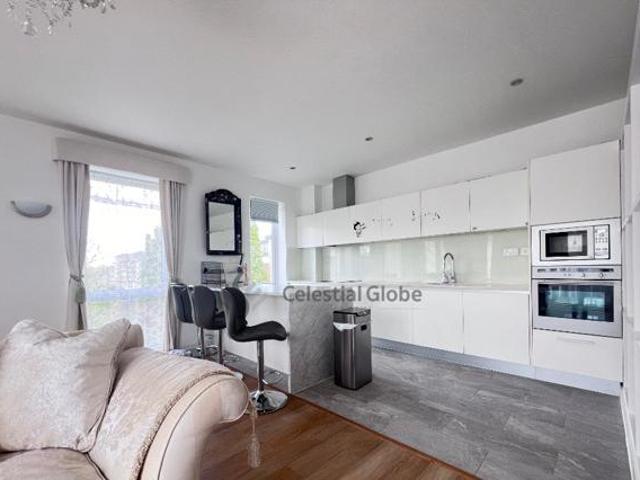 2 Bedroom Apartment For Rent In London