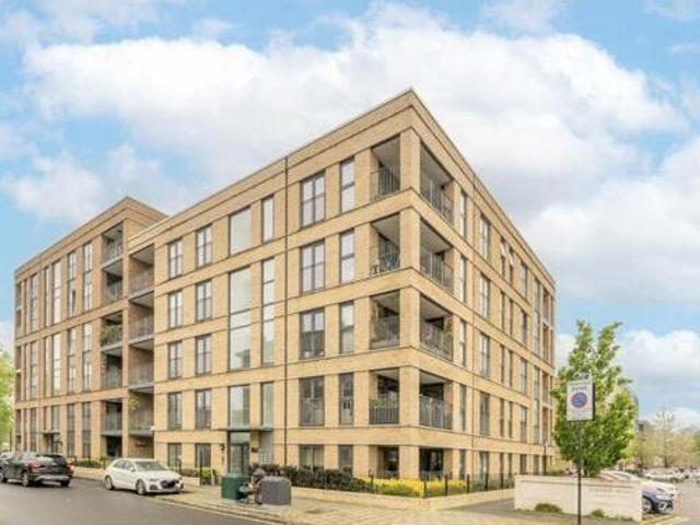 2 Bedroom Apartment For Rent In London
