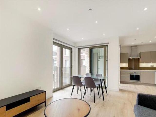 2 Bedroom Apartment For Rent In London