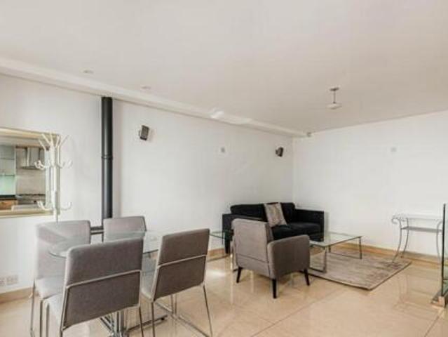 2 Bedroom Apartment For Rent In London