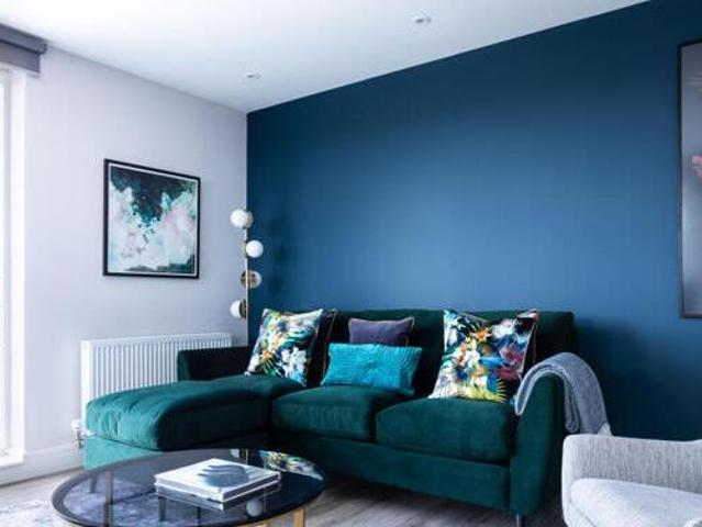 2 Bedroom Apartment For Rent In London