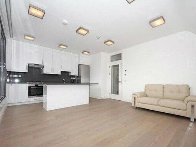 2 Bedroom Apartment For Rent In London