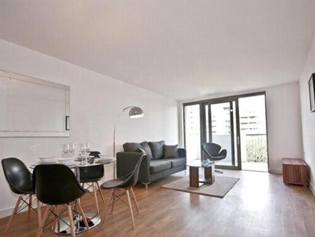 2 Bedroom Apartment For Rent In London