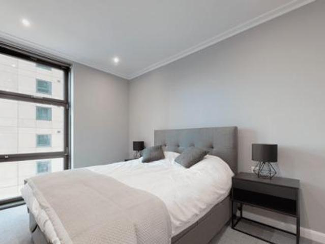 2 Bedroom Apartment For Rent In London