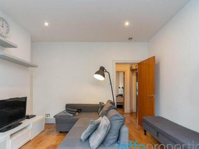 2 Bedroom Apartment For Rent In London