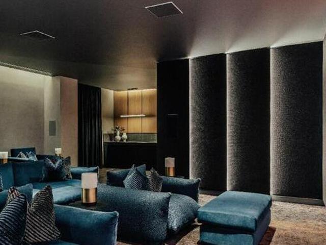 2 Bedroom Apartment For Rent In London