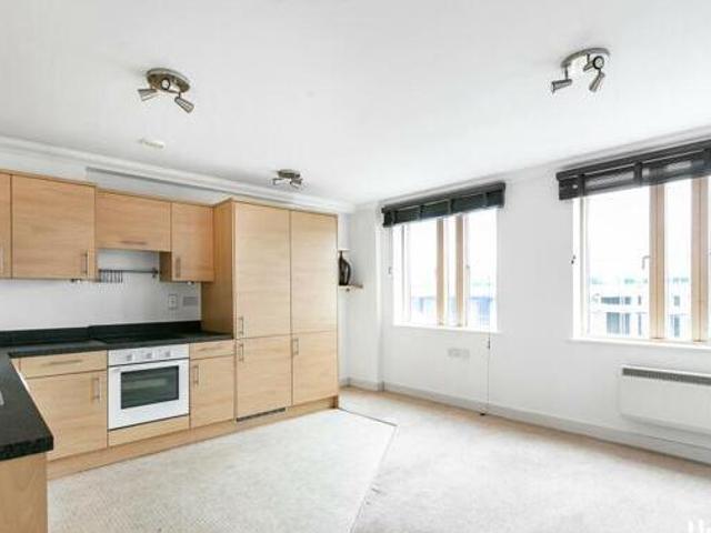 2 Bedroom Apartment For Rent In London