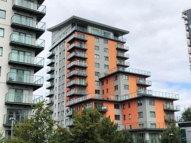2 Bedroom Apartment For Rent In London
