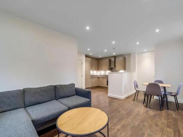 2 Bedroom Apartment For Rent In London