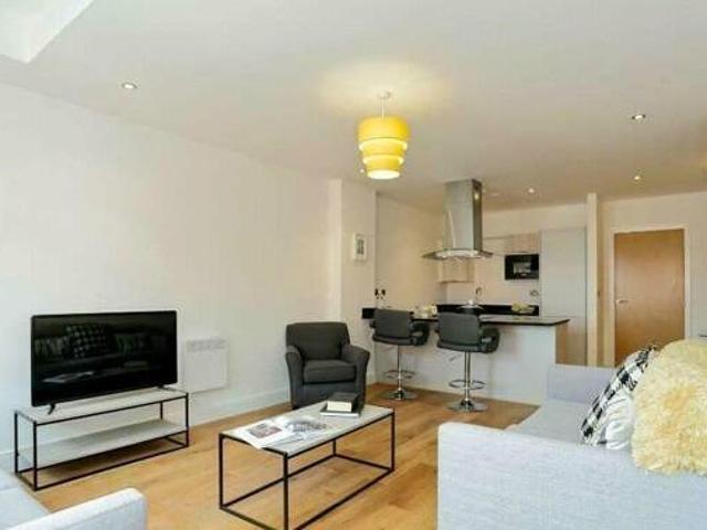 2 Bedroom Apartment For Rent In London