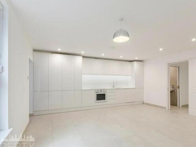 2 Bedroom Apartment For Rent In London