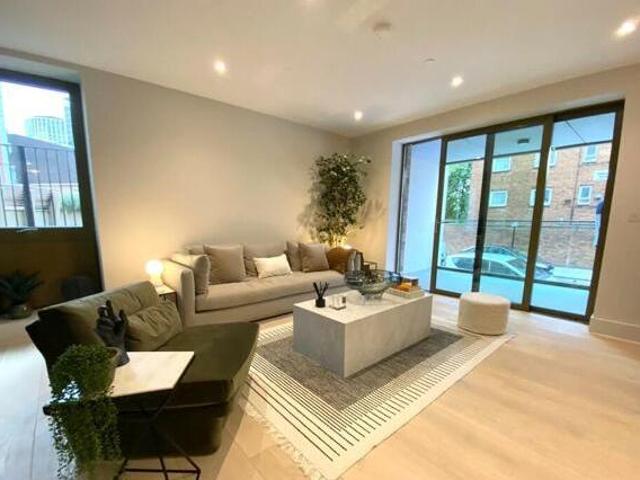 2 Bedroom Apartment For Rent In London