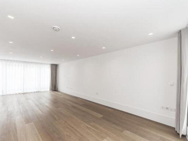2 Bedroom Apartment For Rent In London