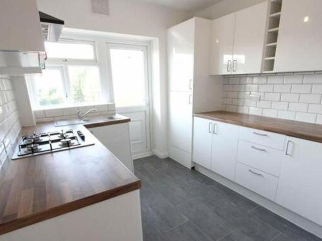 2 Bedroom Apartment For Rent In London