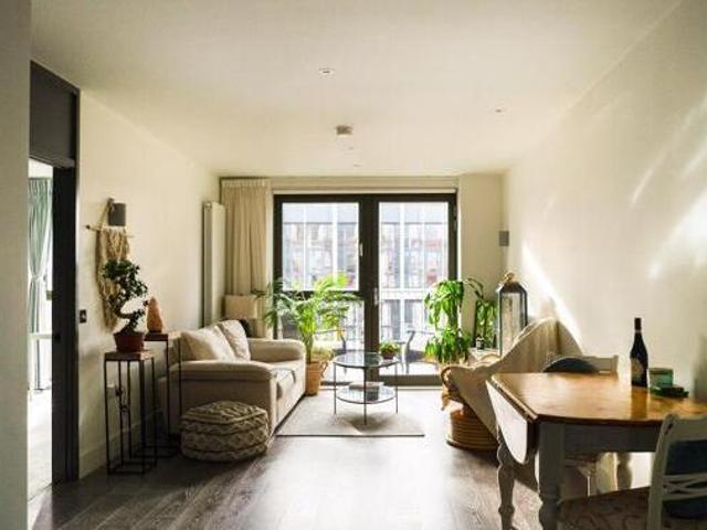 2 Bedroom Apartment For Rent In London