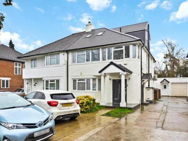 2 Bedroom Apartment For Rent In London