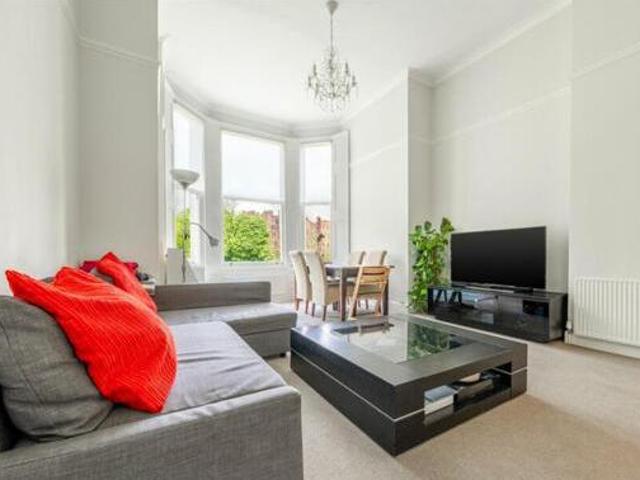 2 Bedroom Apartment For Rent In London