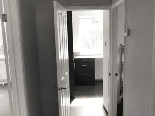 2 Bedroom Apartment For Rent In London