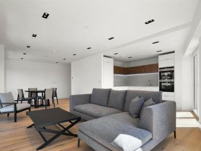 2 Bedroom Apartment For Rent In London