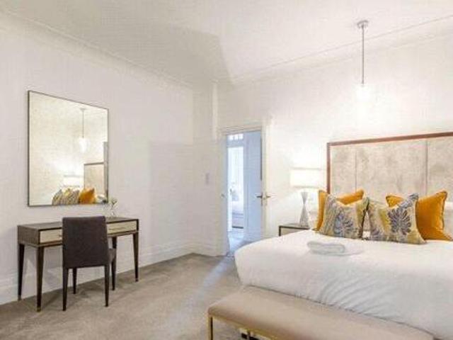 2 Bedroom Apartment For Rent In London