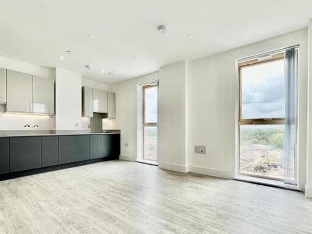 2 Bedroom Apartment For Rent In London