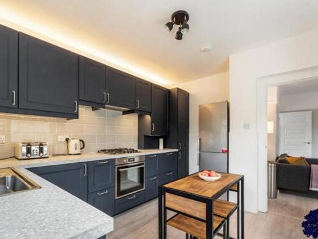 2 Bedroom Apartment For Rent In London