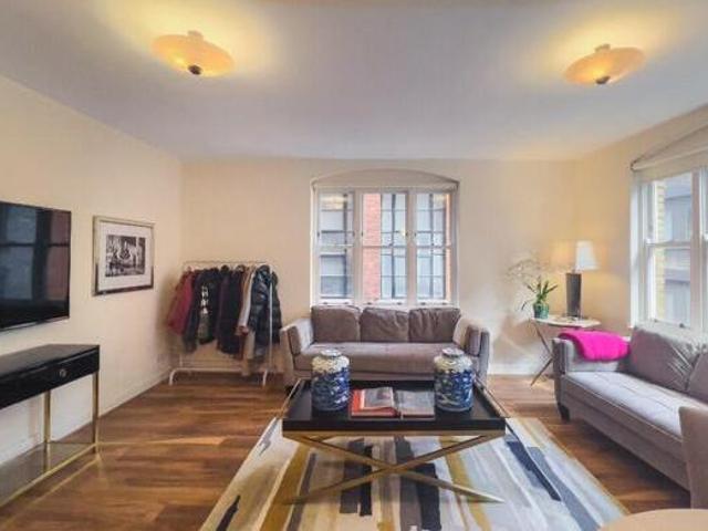 2 Bedroom Apartment For Rent In London