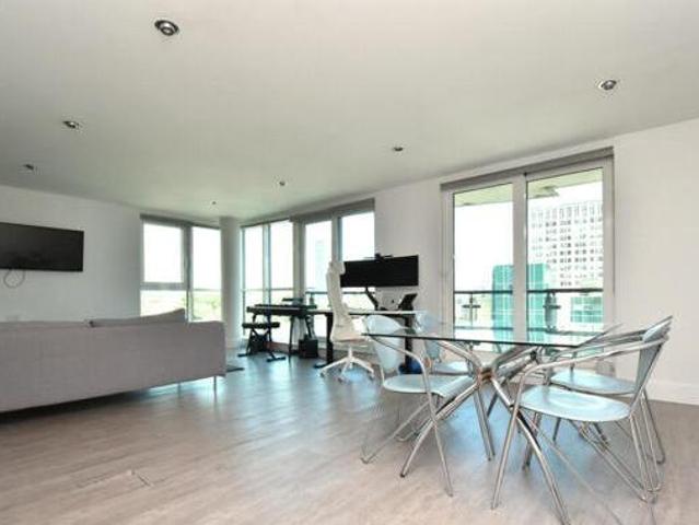 2 Bedroom Apartment For Rent In London