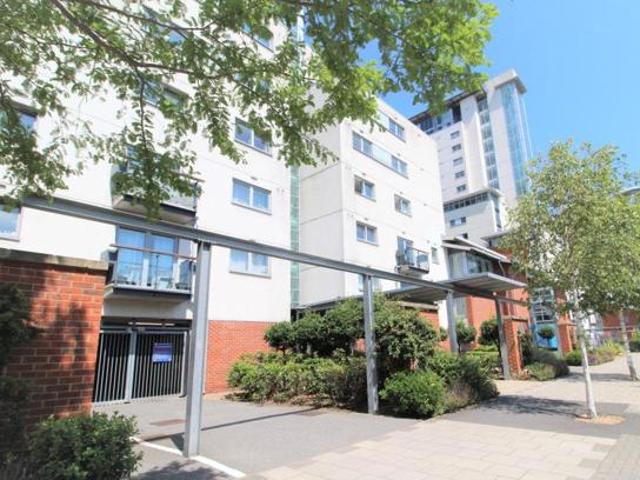 2 Bedroom Apartment For Rent In London