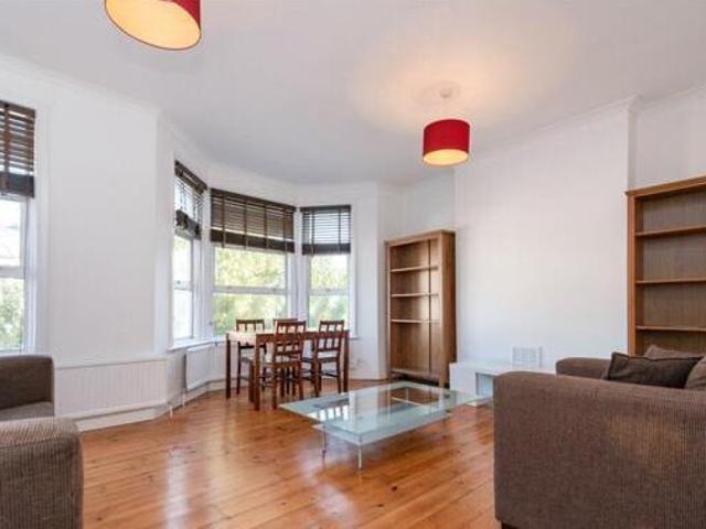 2 Bedroom Apartment For Rent In London