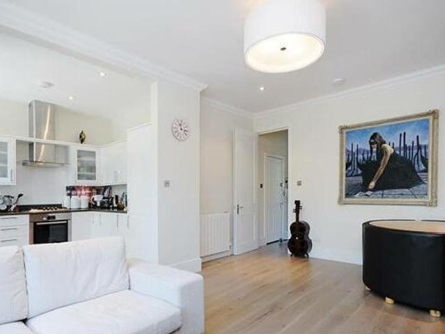 2 Bedroom Apartment For Rent In London