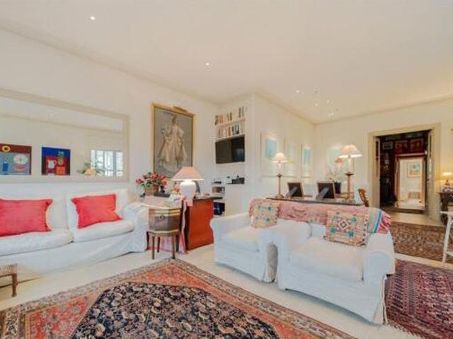 2 Bedroom Apartment For Rent In London