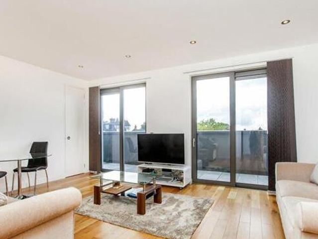 2 Bedroom Apartment For Rent In London