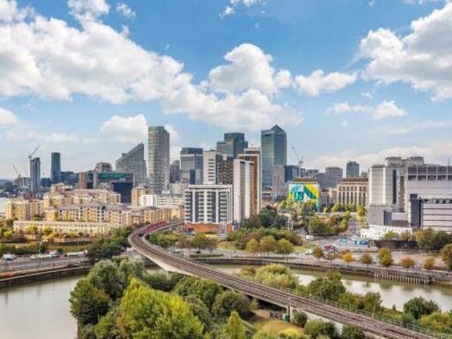 2 Bedroom Apartment For Rent In London City Island, London