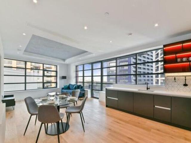 2 Bedroom Apartment For Rent In London City Island, London