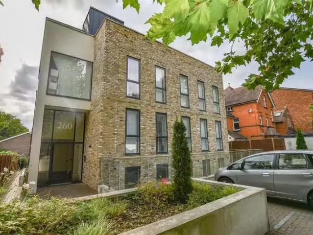 2 bedroom apartment for rent in London Road, Avalon House, AL1