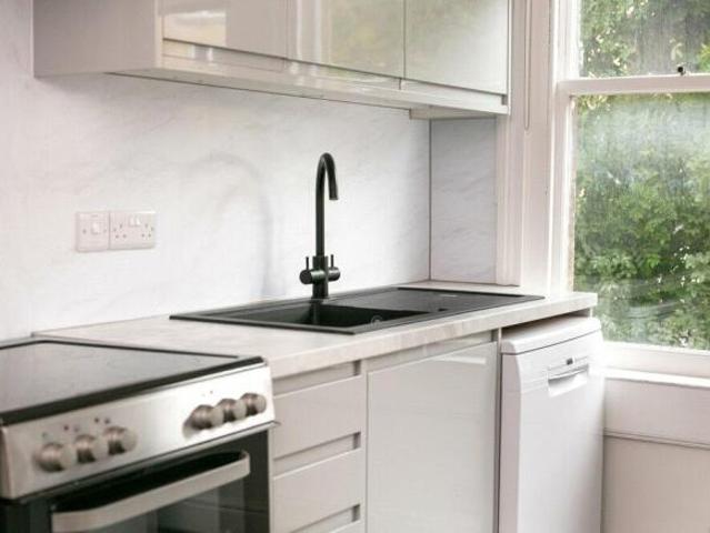 2 bedroom apartment for rent in London Road, Bath, Somerset, BA1