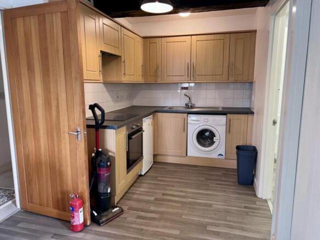 2 bedroom apartment for rent in London Road, Dover, CT17