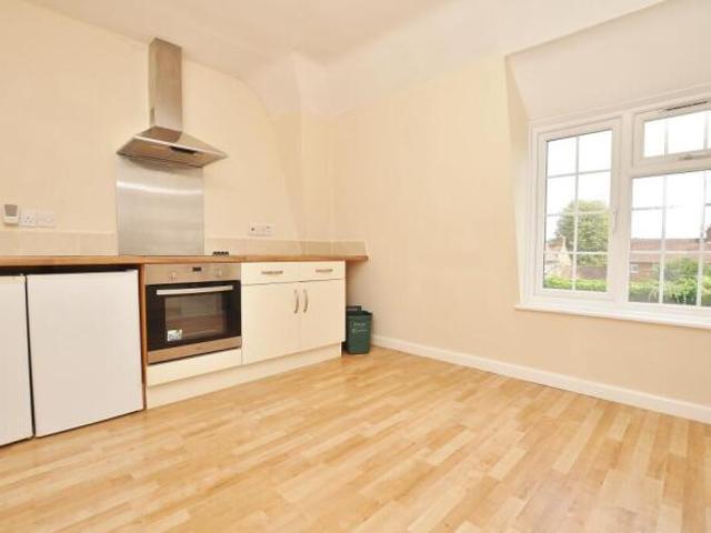 2 bedroom apartment for rent in London Road, Guildford, Surrey, GU4