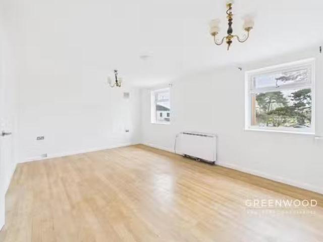 2 bedroom apartment for rent in London Road, Stanway, Colchest.