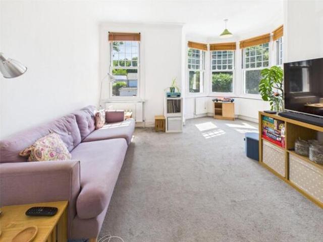 2 bedroom apartment for rent in London Road, Twickenham, TW1