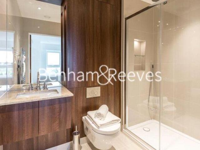2 bedroom apartment for rent in Longfield Avenue, London, W5