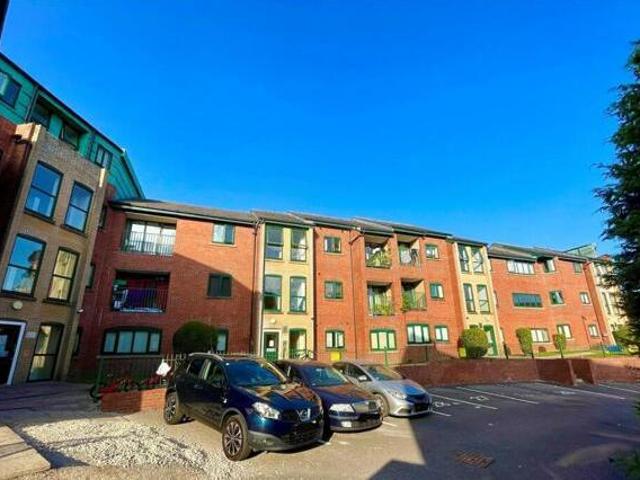 2 Bedroom Apartment For Rent In Longsight, Manchester
